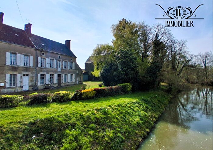 Maison à vendre - Ouzouer-sur-Trézée - 9 pièces - 4 chambres