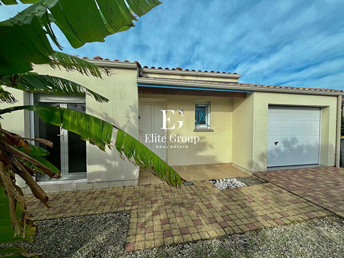 Maison à vendre - Port-des-Barques - 3 pièces - 2 chambres