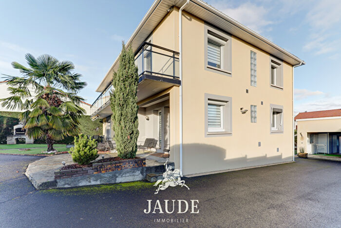 Maison à vendre - Cébazat - 7 pièces - 4 chambres