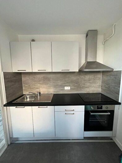 Appartement 1 pièce à Les Salins, Clermont-Ferrand, à louer