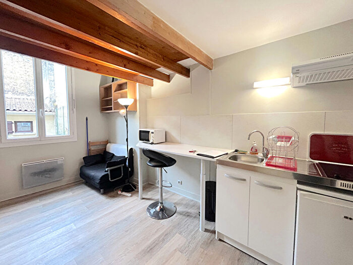 Appartement à louer - Bordeaux, Victoire, Sainte-Eulalie - 1 pièce
