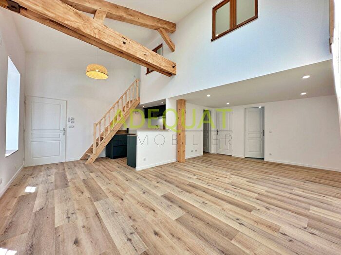 Bourgoin-Jallieu : Appartement 5 pièces à louer
