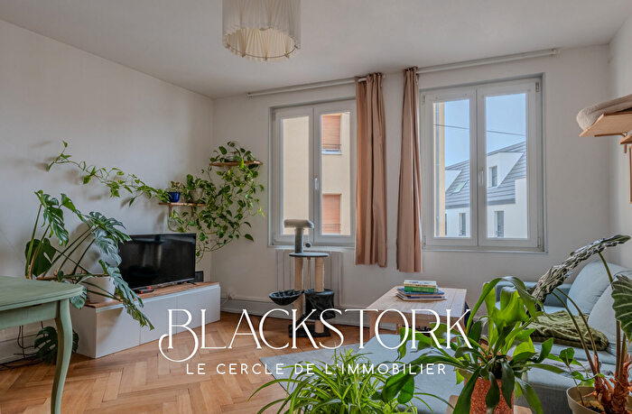 Appartement à vendre - Lingolsheim, Centre-ville - 2 pièces - 1 chambre