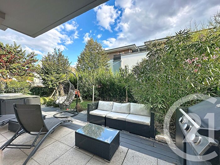 Thiais, Clury, Victor Hugo : Appartement 3 pièces à vendre
