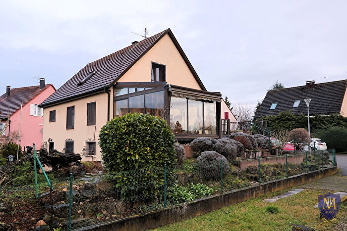 Maison à vendre - Saint-Louis, Michelfelden - 6 pièces - 5 chambres