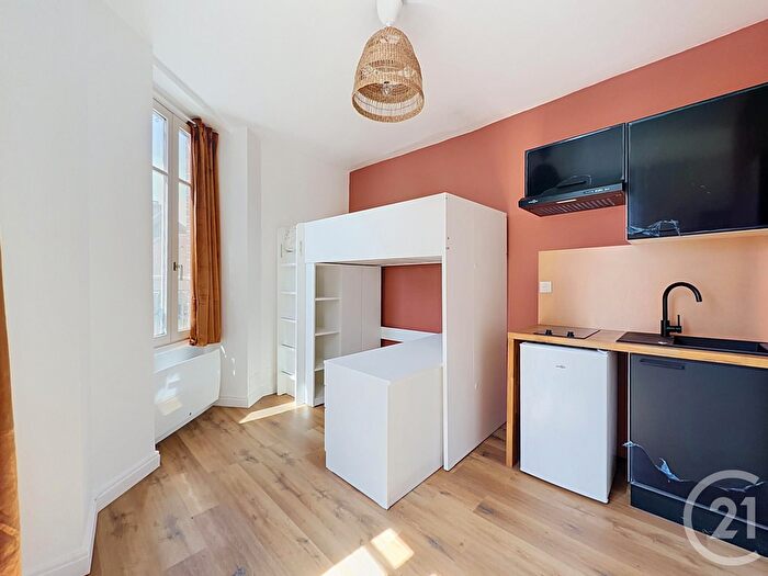 Appartement 1 pièce à Troyes, Cathédrale, à louer