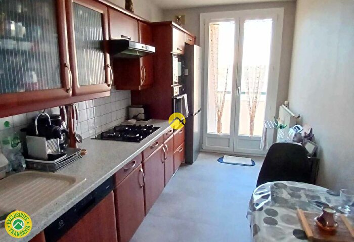 Appartement à vendre - Montluçon - 3 pièces - 2 chambres