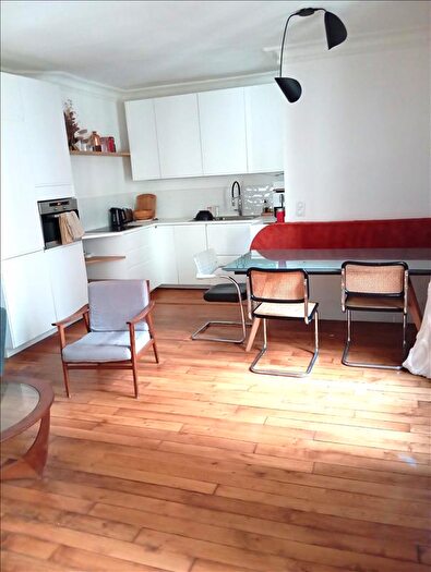 Appartement à louer - Paris e , Jules Joffrin - 2 pièces - 1 chambre