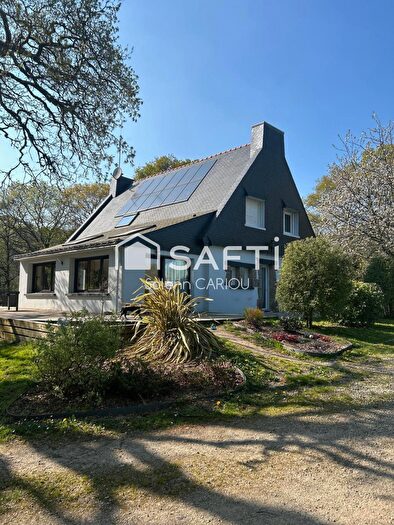 Maison à vendre - Inzinzac-Lochrist - 8 pièces - 5 chambres