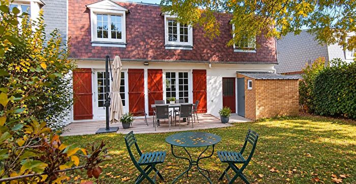 Maison 7 pièces à vendre à Combs-la-Ville, Bois l'Evèque