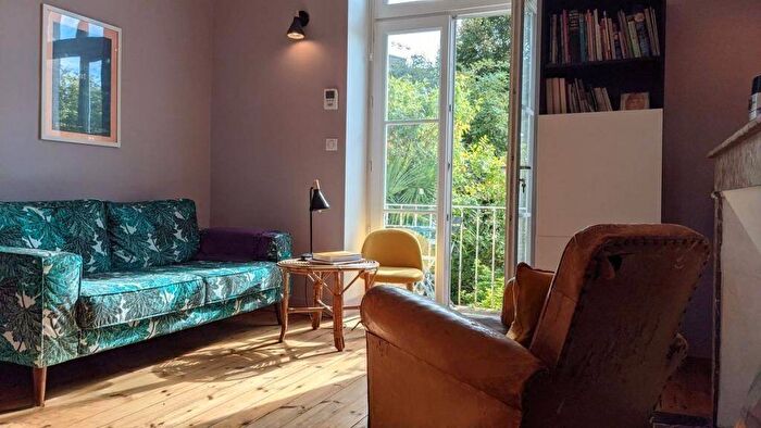 Maison à louer - Saint Ausone-Saint Martin-Saint Gelais, Angoulême - 4 pièces - 3 chambres