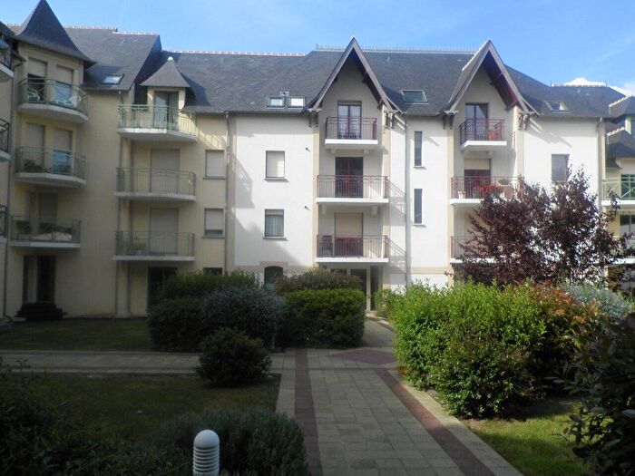 Appartement à louer - Champ de Foire-La Fleuriais, Vitré - 3 pièces - 2 chambres