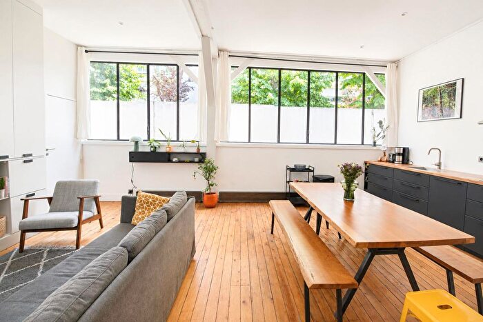 Appartement 2 pièces à Paris 18ème, Grandes Carrières, Clichy, à vendre