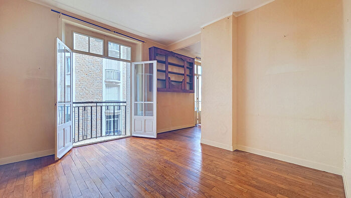 Appartement 3 pièces à Quartiers Centre, Centre-ville, à vendre