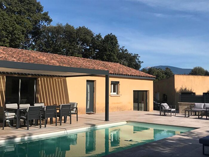 Maison à vendre - Vaison-la-Romaine - 5 pièces - 3 chambres