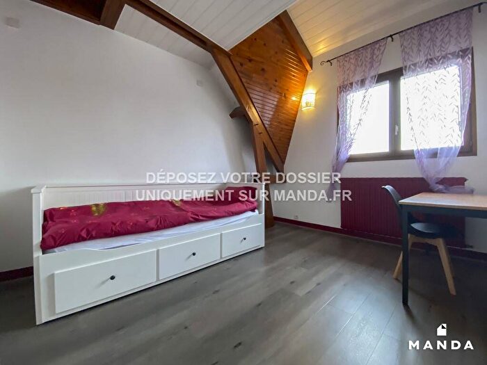 Appartement à louer - Les Changis, Rosny-sous-Bois - 8 pièces - 7 chambres