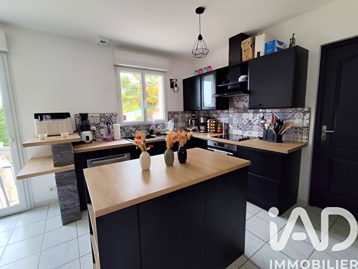 Maison à vendre - Beaufort-en-Vallée - 4 pièces - 3 chambres