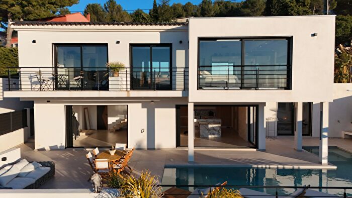 Maison à vendre - Allauch, Logis-Neuf - 4 pièces - 3 chambres