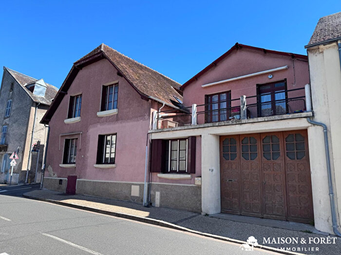 Maison à vendre - Bonny-sur-Loire - 8 pièces - 5 chambres