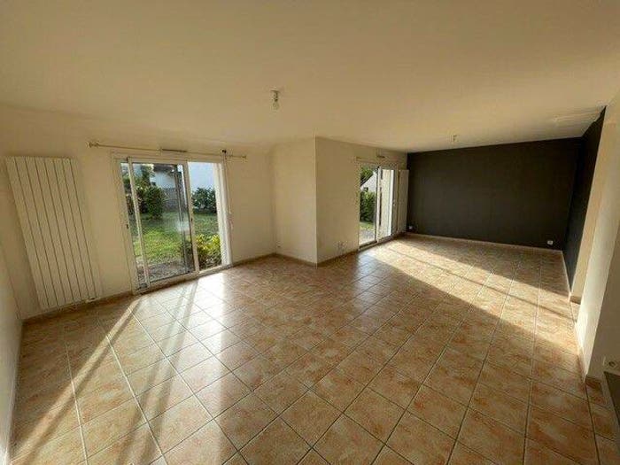 Villages, Theix-Noyalo : Maison 4 pièces à louer