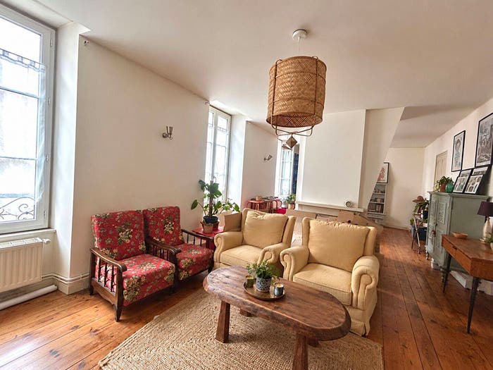 République, Aurillac - Appartement 5 pièces à louer