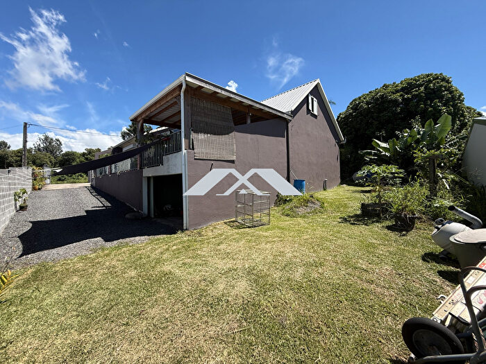 Maison à vendre - Le Tampon, Dassy - 7 pièces - 3 chambres