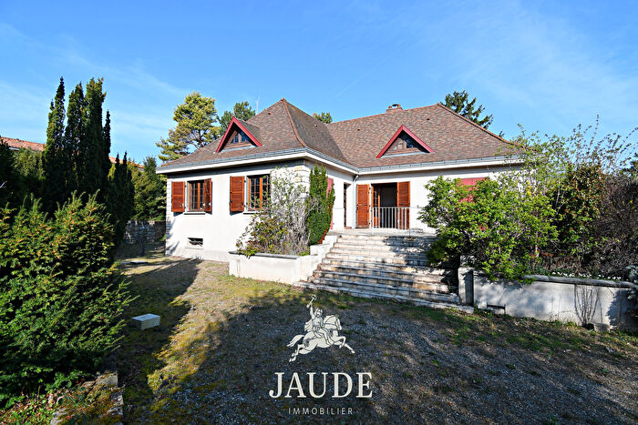 Maison à vendre - Pérignat-lès-Sarliève - 7 pièces - 5 chambres