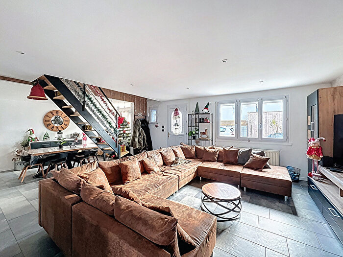 Maison à vendre - Locmiquélic - 6 pièces - 5 chambres