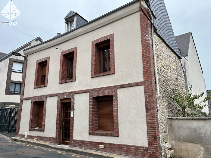 Maison à vendre - Fécamp, Centre-ville, Abbaye, Val au Clercs - 6 pièces - 2 chambres