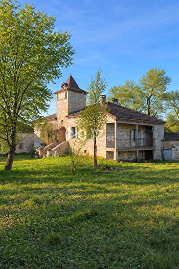 Maison 6 pièces à vendre à Puylaroque