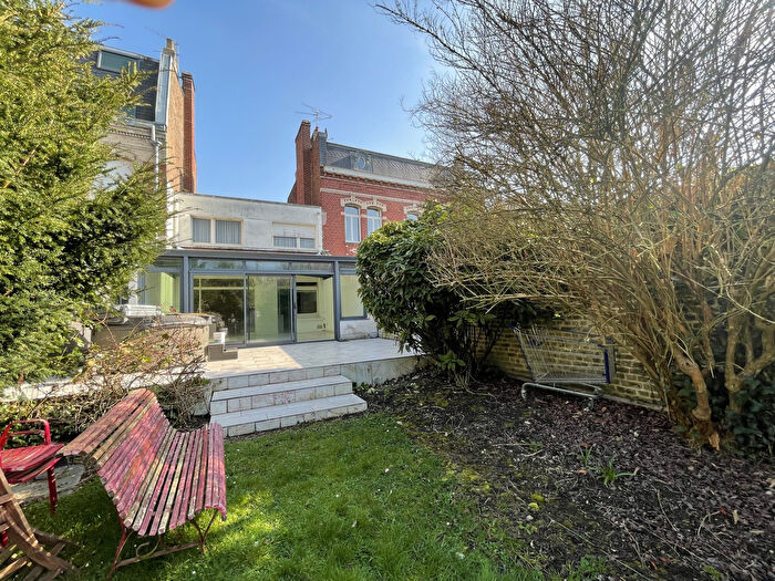 Maison à vendre - Cambrai, Esnes, Guise - 5 pièces - 3 chambres