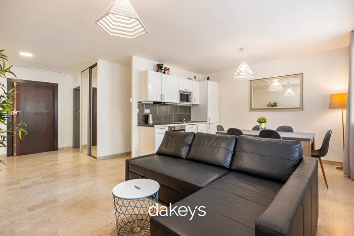 Appartement à vendre - Marseille e , Saint-Lambert - 4 pièces - 3 chambres