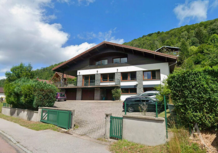 Maison à vendre - La Bresse - 9 pièces - 6 chambres