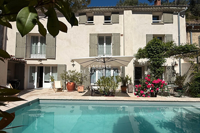 Maison à vendre - Barbentane - 8 pièces - 4 chambres