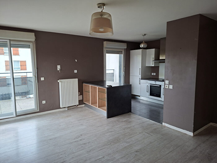 Appartement à vendre - Louvres - 4 pièces - 3 chambres