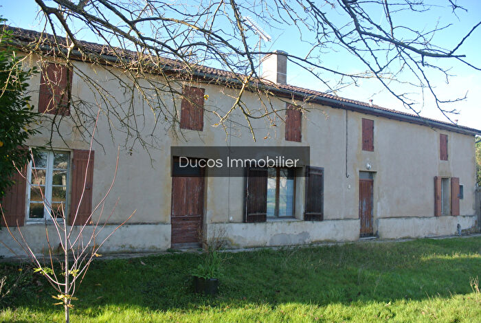 Maison à vendre - Saint-Pardoux-du-Breuil - 5 pièces - 2 chambres