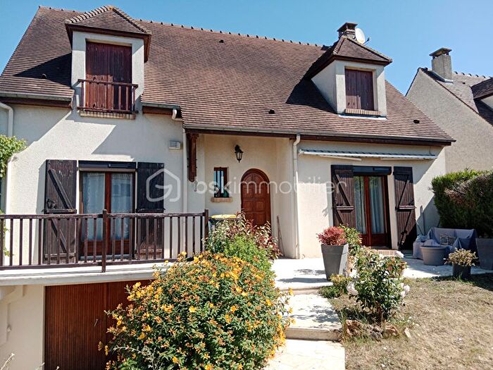 Maison à vendre - Crosne - 5 pièces - 3 chambres
