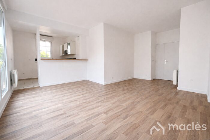 Appartement à vendre - Saint-Denis, Champ de Courses - 3 pièces - 2 chambres