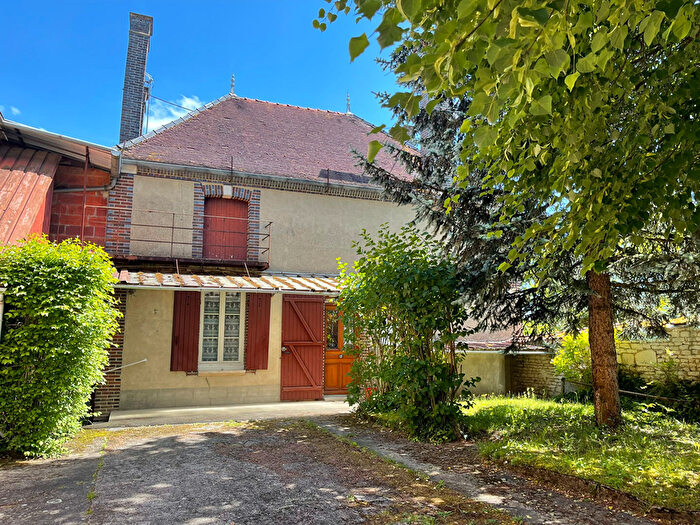 Maison 4 pièces à vendre à Neuvy-Sautour