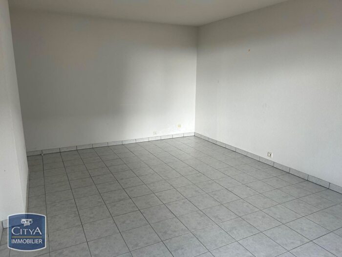 Appartement 3 pièces à Fougères, Paron, Orières, Ecartelée, Bonabry, à louer