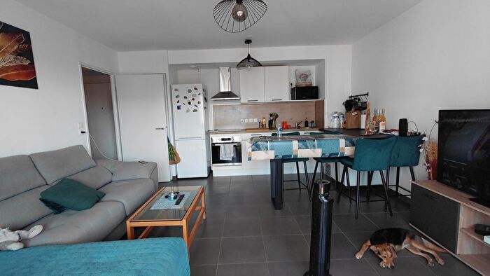 Miramas, La Gare : Appartement 2 pièces à louer