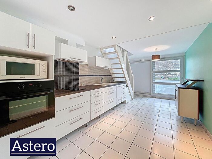 Appartement à vendre - Quartiers Ouest, Arsenal, Redon - 2 pièces - 1 chambre