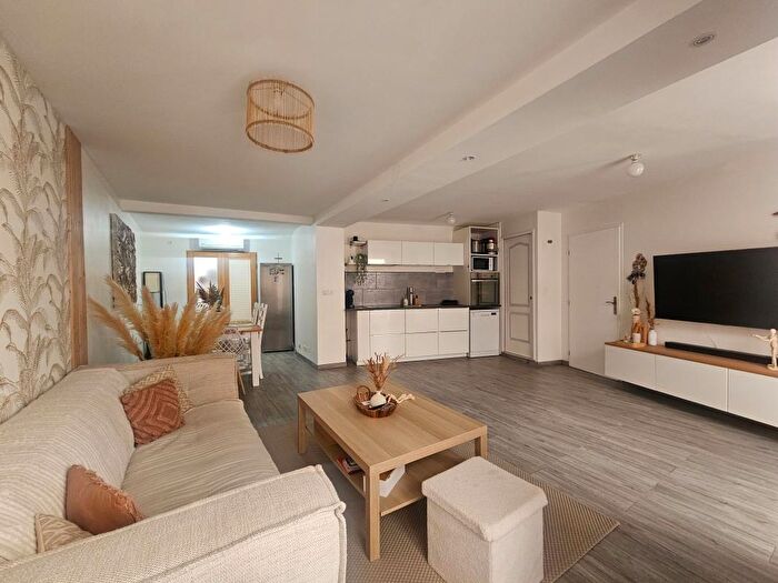 Maison à vendre - Poussan - 5 pièces - 4 chambres