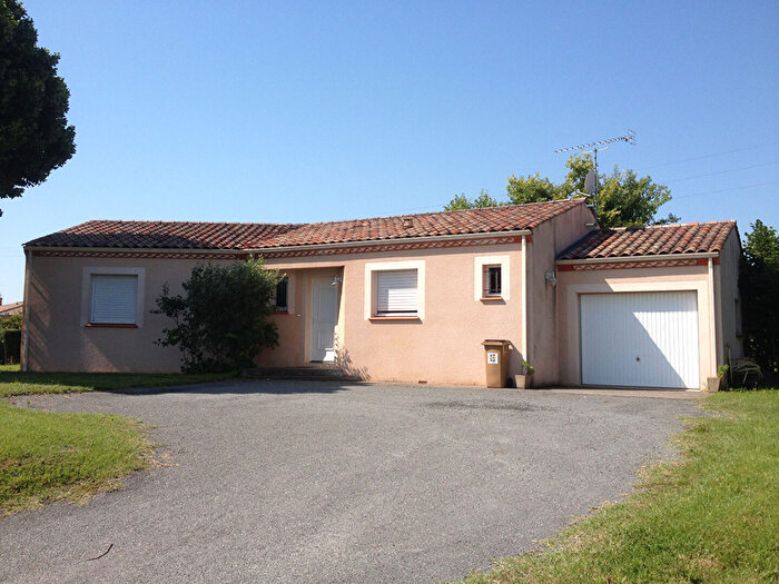 Maison 4 pièces à Puygouzon, à louer