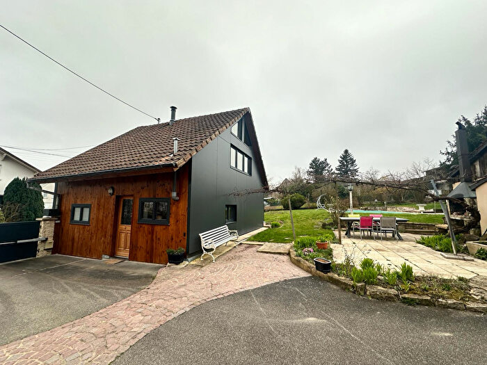 Maison à louer - Steinbrunn-le-Bas - 4 pièces - 2 chambres