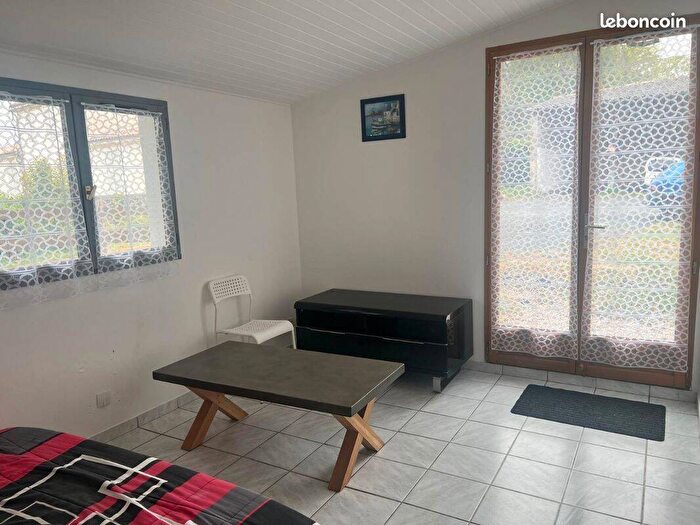 Maison 3 pièces à louer à Saint-Vivien-de-Médoc