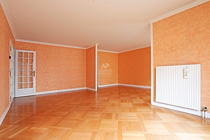 Appartement 4 pièces à vendre - Nanterre, Centre-ville
