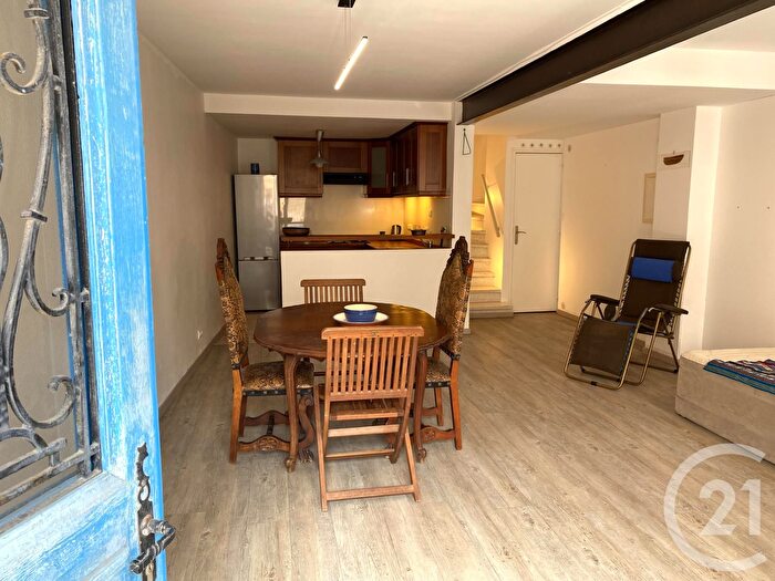 Maisons à vendre et appartements à louer - 1