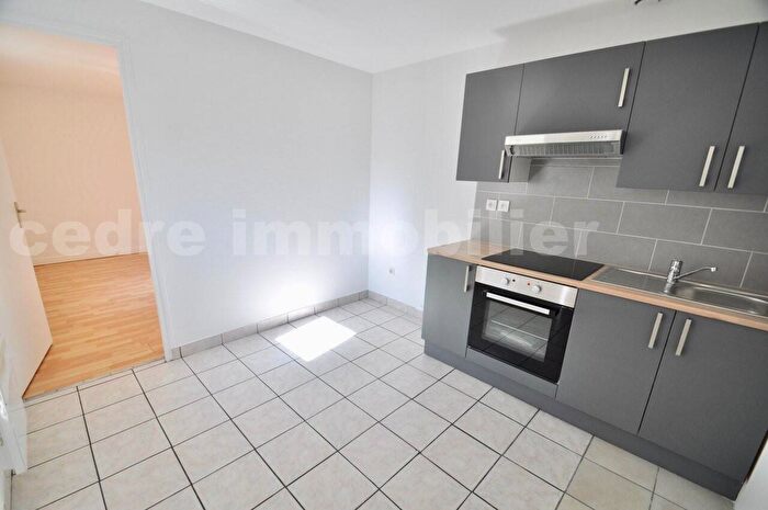 Appartement à louer - Bourgogne-Pasteur, Orléans - 1 pièce