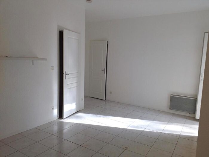 Appartement à louer - Les Herbiers, Centre-ville, Le Grand Fief - 1 pièce